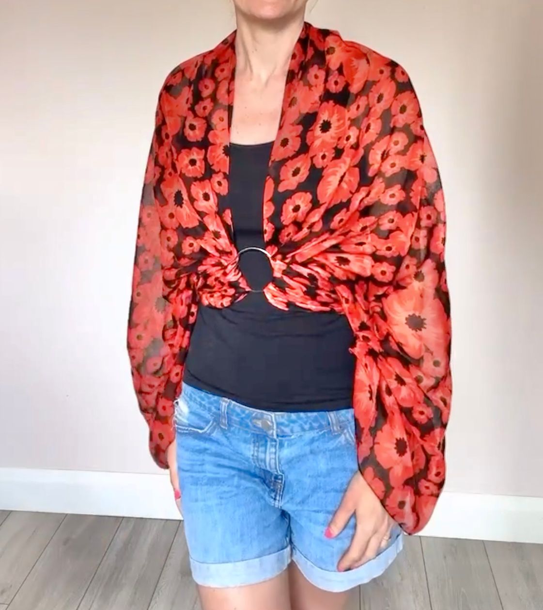 12 Ways to Wear a Scarf; Sustainable Summer Style - Be Dating Beautiful