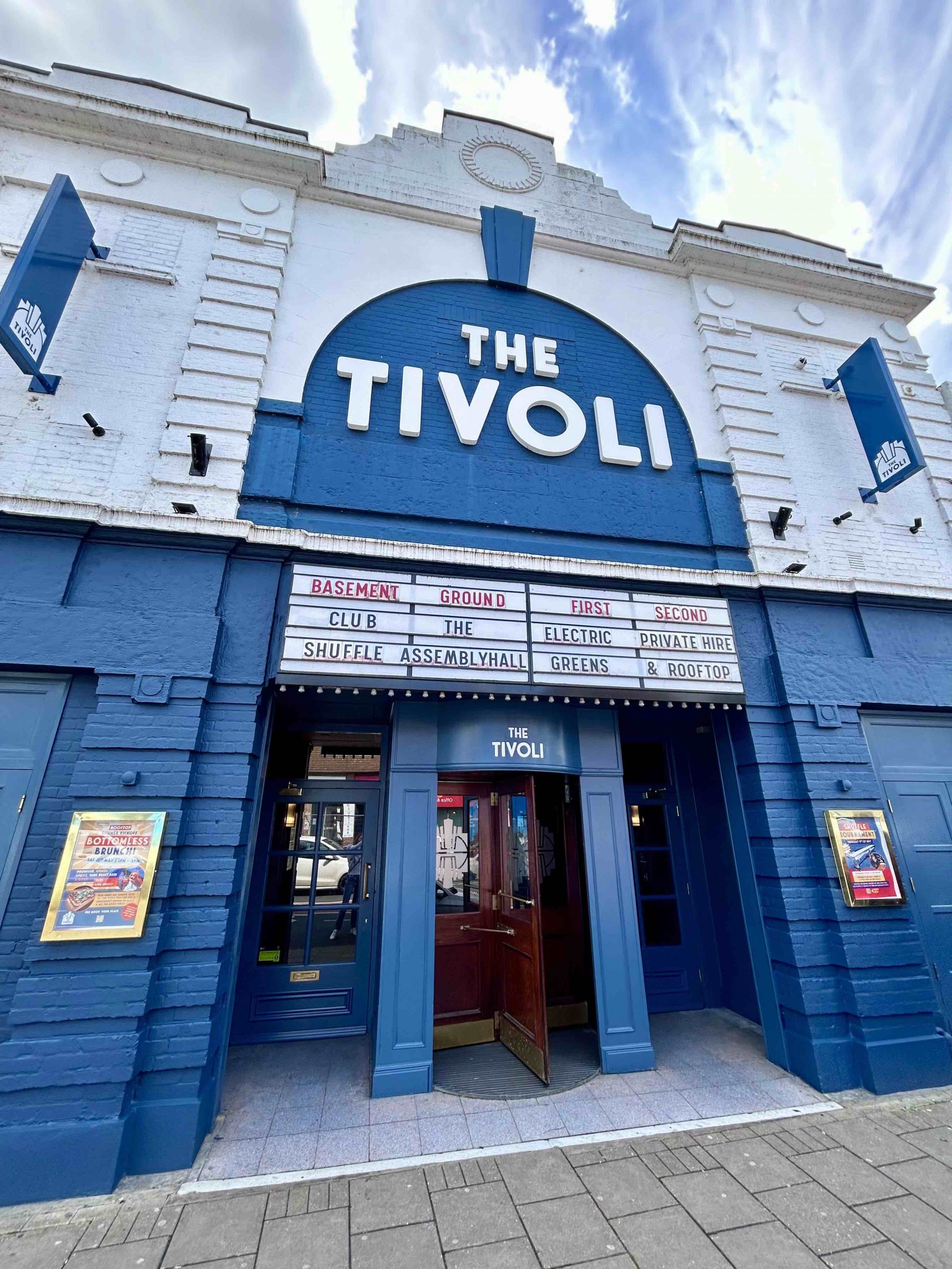 Tivoli Cambridge: Cocktails, Shuffleboard, Golf & Fun - Be Dating Beautiful