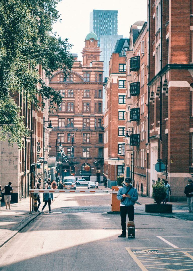 50 Ultimate Date Ideas in Manchester - Be Dating Beautiful