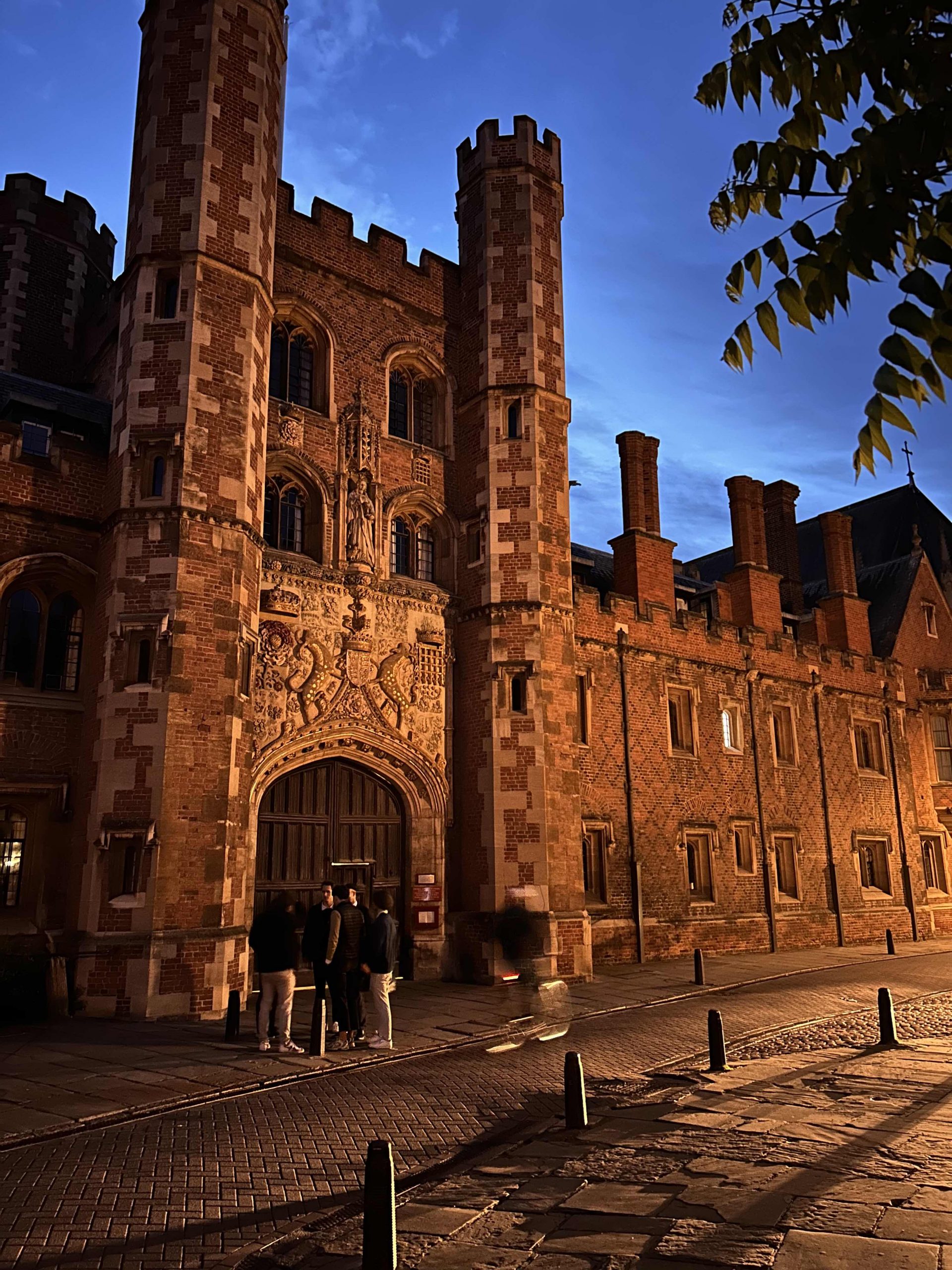 The Ultimate Date Ideas in Cambridge - Be Dating Beautiful